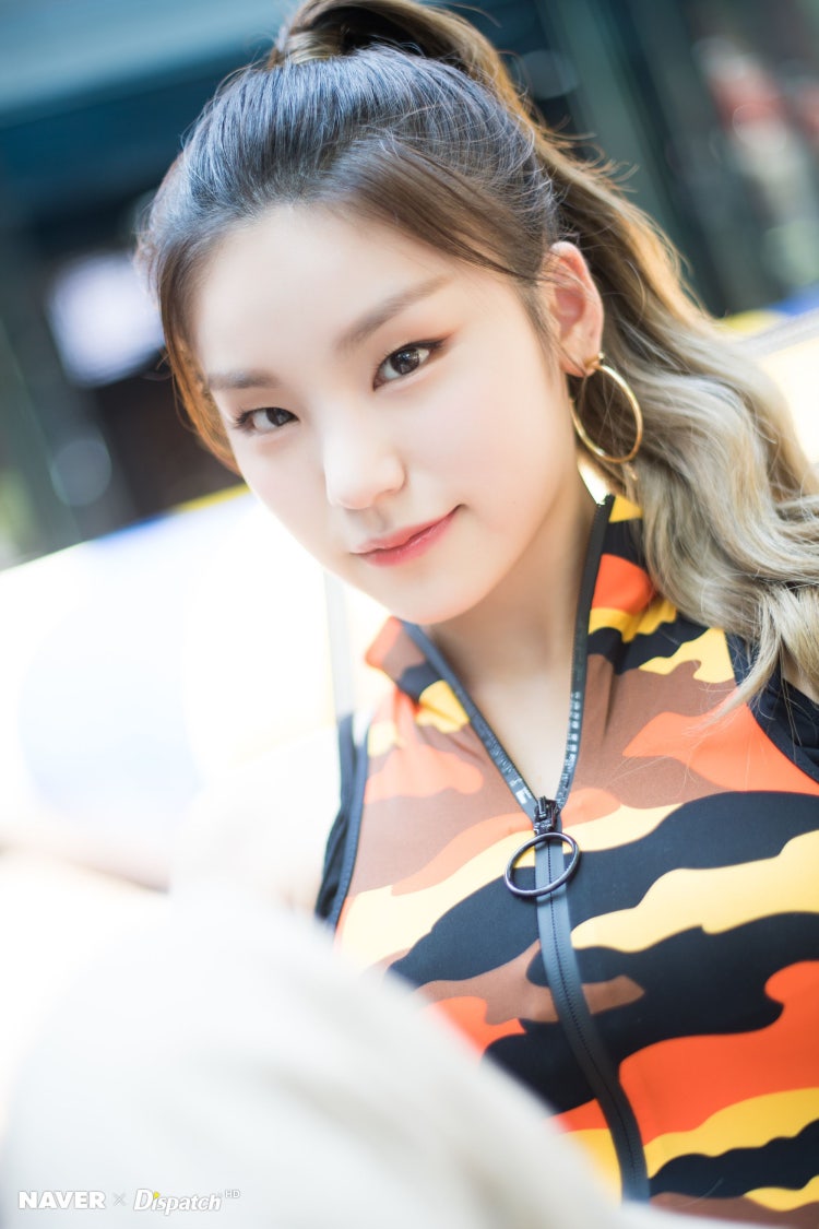 ITZY 예지 배경화면 : 지식iN