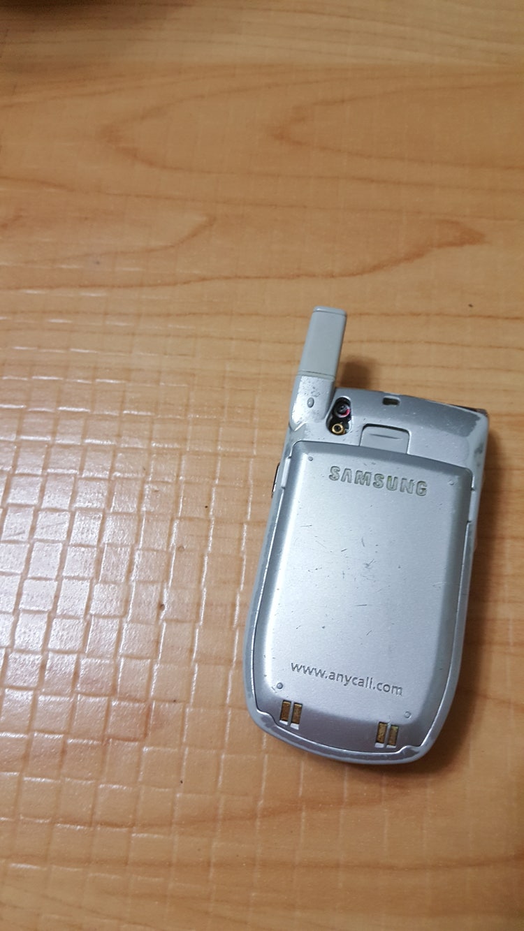 제가 애니콜 SCH-V300을 가지고 있는데요 충전기가 무엇인가요 : 지식iN