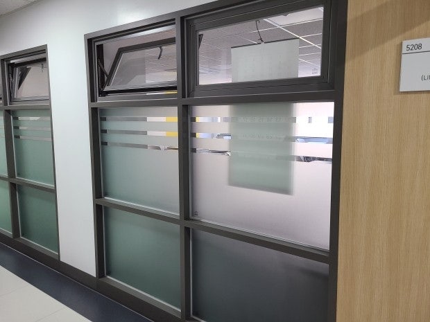 color sus frame 시공업체 찾습니다. : 지식iN