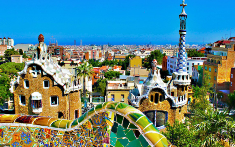 건축가 안토니오 가우디 대표적인 건축물 3개 : 지식iN