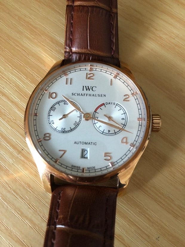 iwc 시계 질문좀 드리겠습니다. : 지식iN