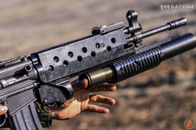 M16A1 M203과 K201의 총열덮개는 이모양인가요? : 지식iN