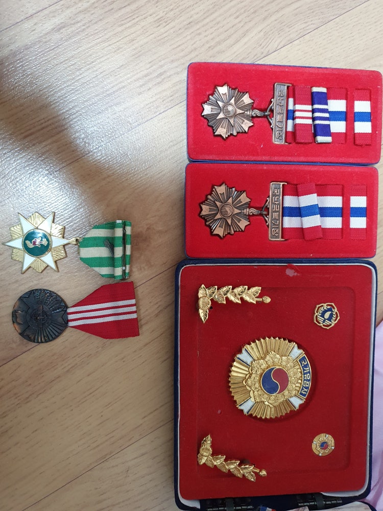 돌아가신 할아버지 군인 훈장... : 지식iN