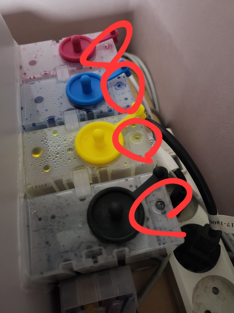 프린터 잉크가 안나와서 구멍을 열었는데 나오네요 이렇게 열어놓은채로 있으면 되나요 지식in