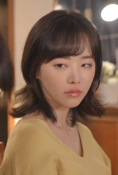 IPPA 010054 이 배우 이름 알수있을까요? : 지식iN